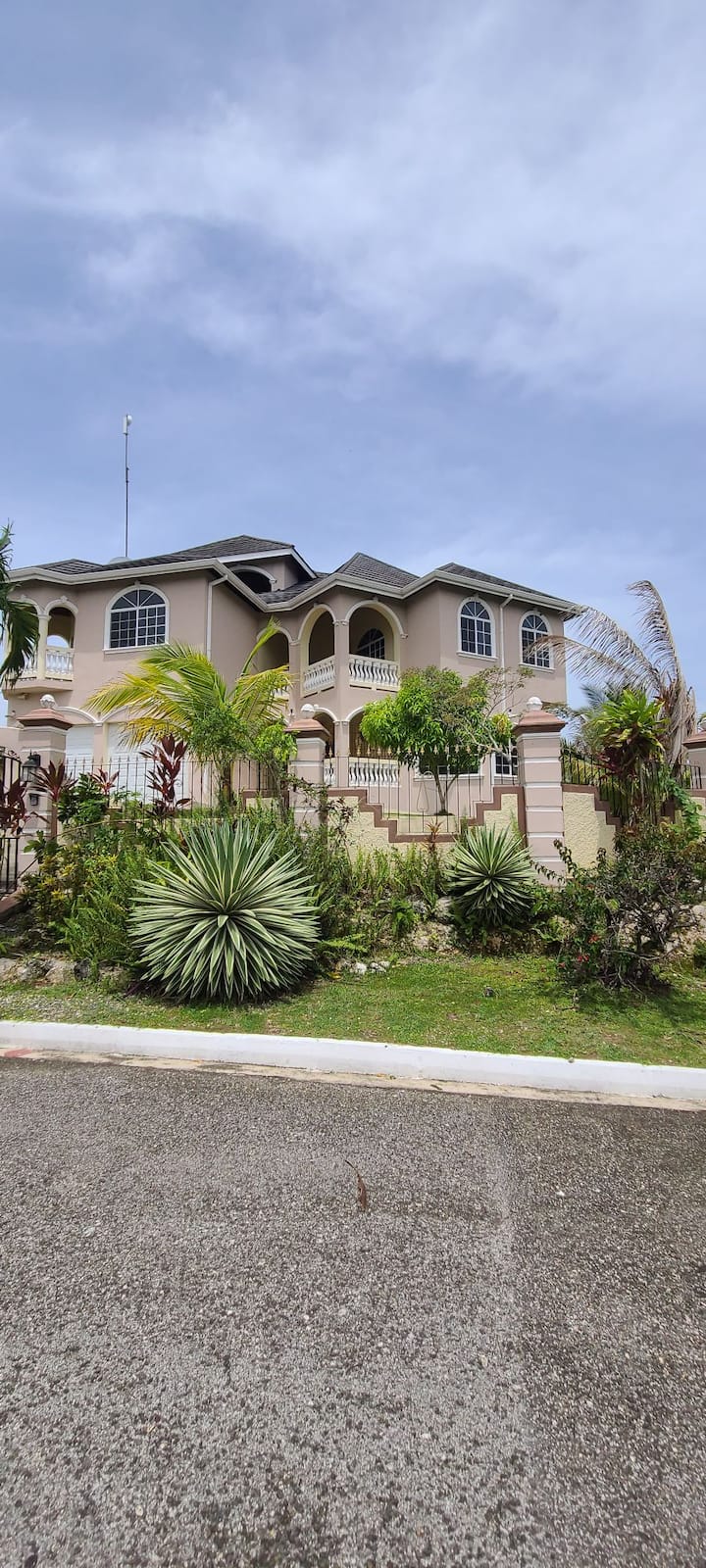Innerpeace Villa - Negril