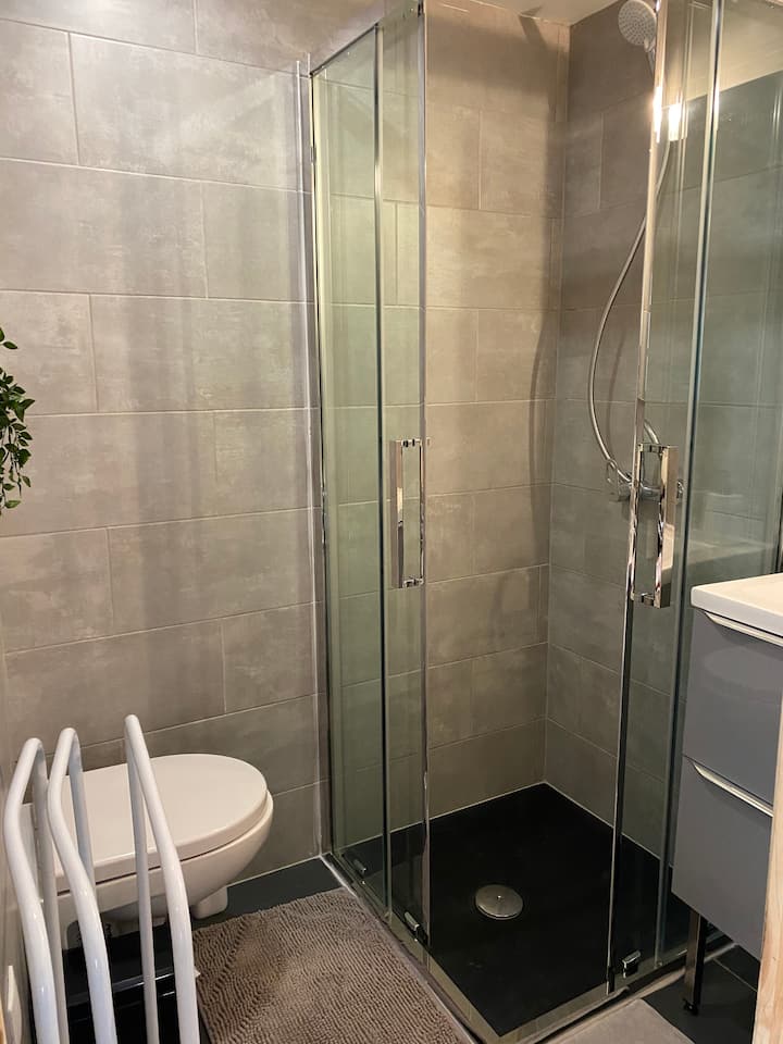 Petit Studio Rénové, Dans Le Village - Grasse