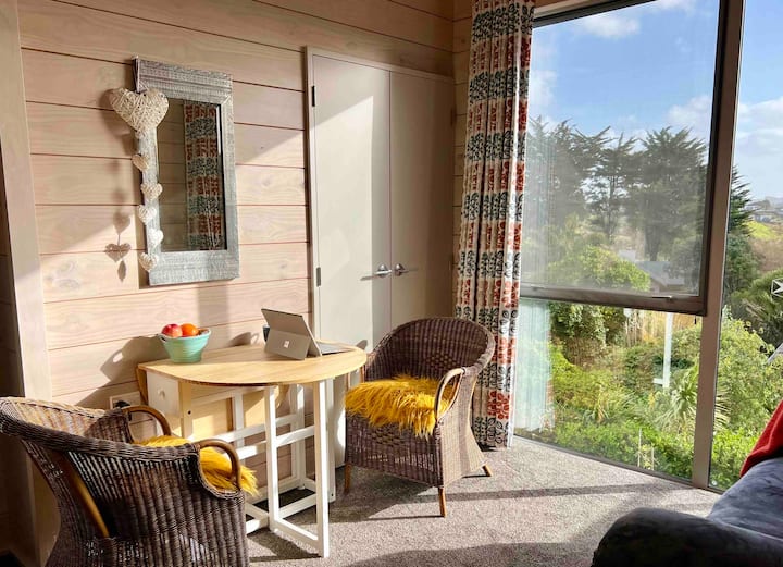 Hot Tub And Chill Raglan Retreat - With Spa - Raglan