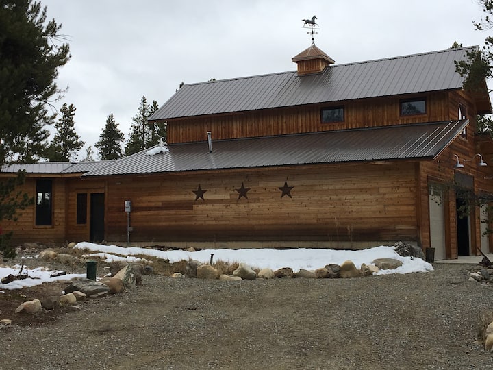 Lionhead Ranch Bunkhouse - Cozy Mountain Retreat - Fairplay, CO