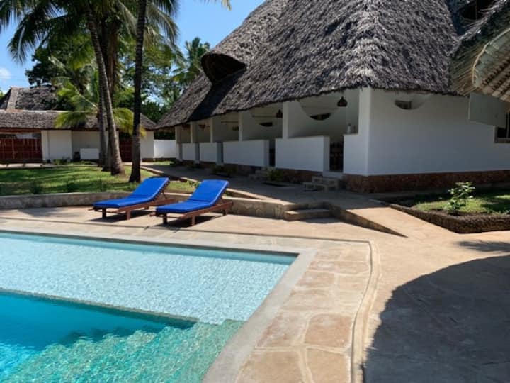 Peekaboo Diani Beach Deluxe B&b Kenia - Diani Beach