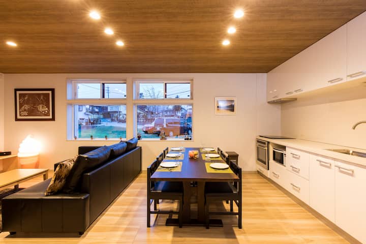 Apt C- スタイリッシュな大型 2 ベッドルーム アパートメント - Hakuba