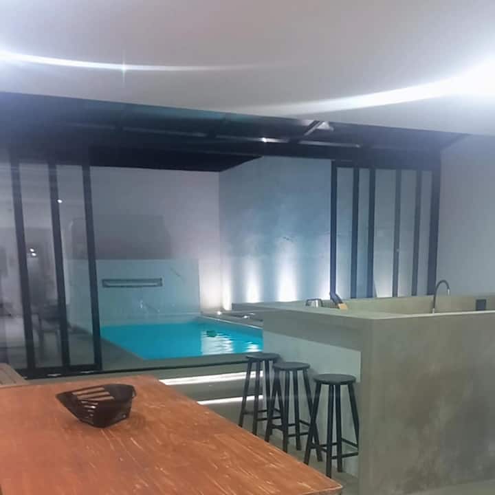 Casa Com Piscina Em Matinhos-pr - Matinhos