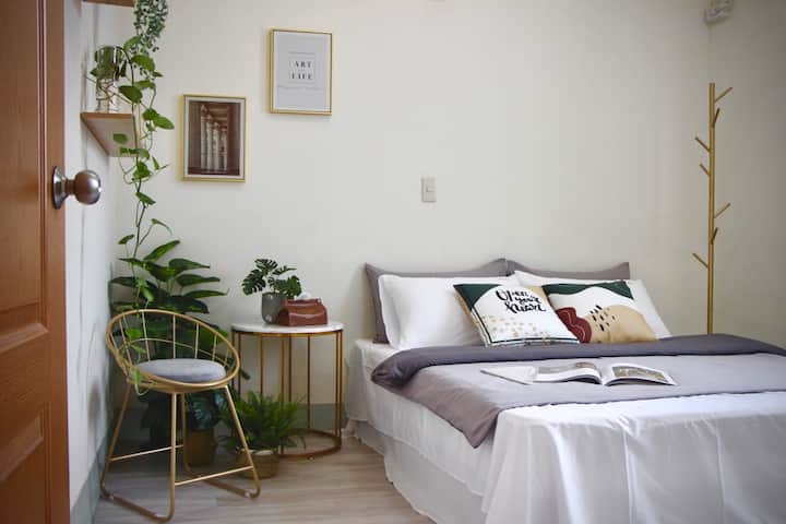 浮島與貓 |伍|成功大學|成大醫院|台南火車站|大灣交流道|環島絕佳路線 - 台南 東區