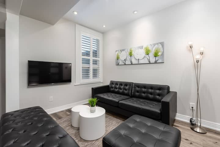 Spacious 4br Toronto Stay Near U Of T & Downtown - Toronto