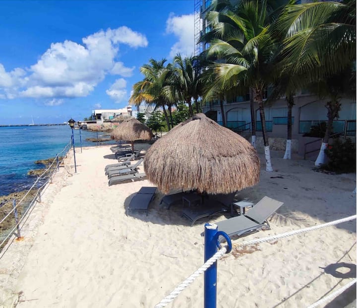 The Queen Of Cozumel's Urban Empire Ensuite City V - Cozumel