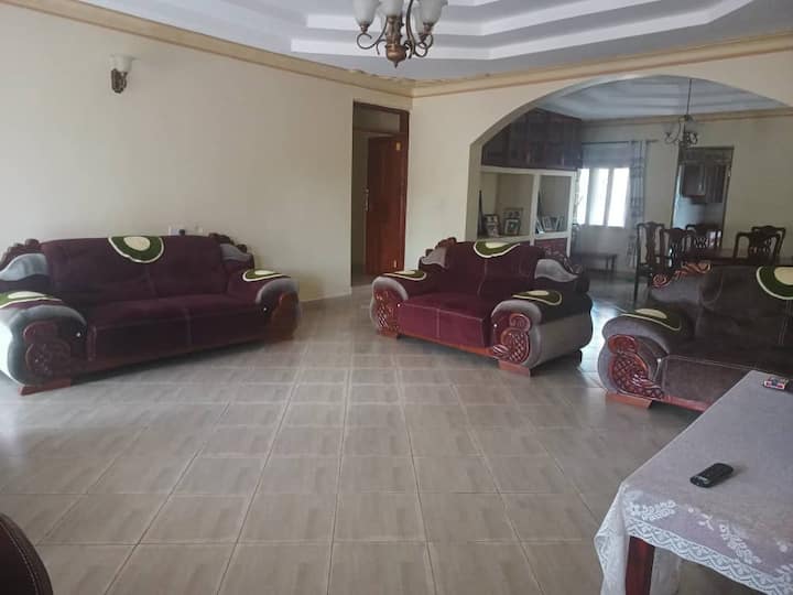 Spacious And Welcoming Gulu Home - Uganda