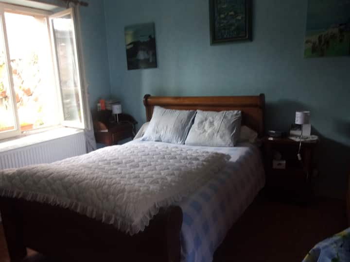 Chambre Au Cœur De Cluny - Cluny