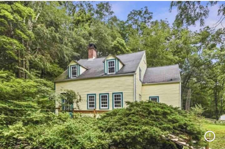 Historic Pond Farmhouse - Brewster, NY