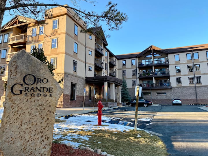 Keystone Mountain View Condo Close To Ski Lift - Keystone, CO