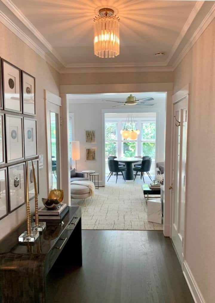 Where You Want To Be! Stylish, Comfy, Luxe - Evanston, IL