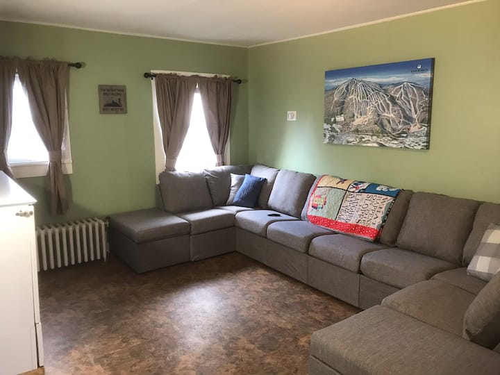 Pleasant St. Peaks Penthouse At Okemo Mountain - Ludlow, VT
