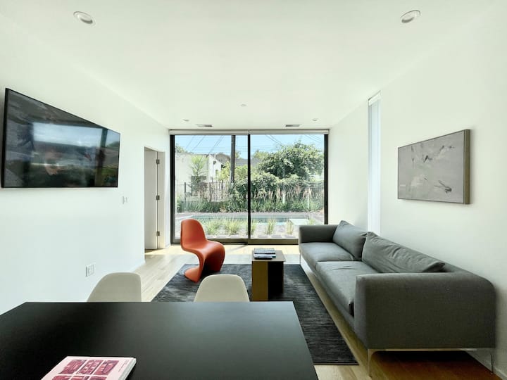 Featured In Dwell + Pool And Free Parking! - Sacramento, CA