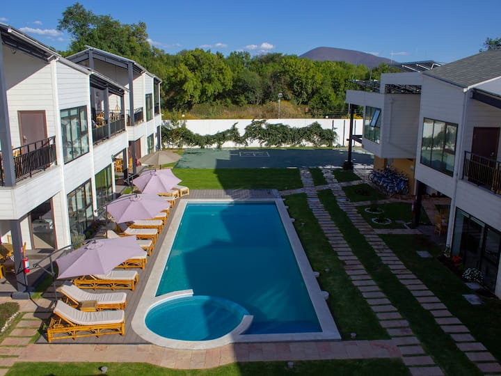 Grand Family ( 6 Adultos-2 Niños ) - Atlixco