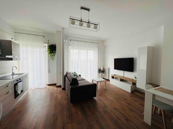 Stazione Tiburtina Camesena Apartment - Rome