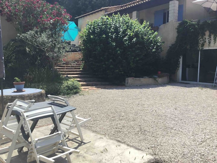 Très Joli  Studio Indépendant - Châteauneuf-du-Pape