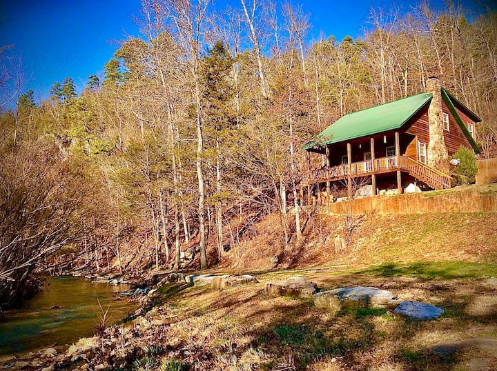 Family Memories @ Creekside Cabin On The Creek! - Jasper, AR