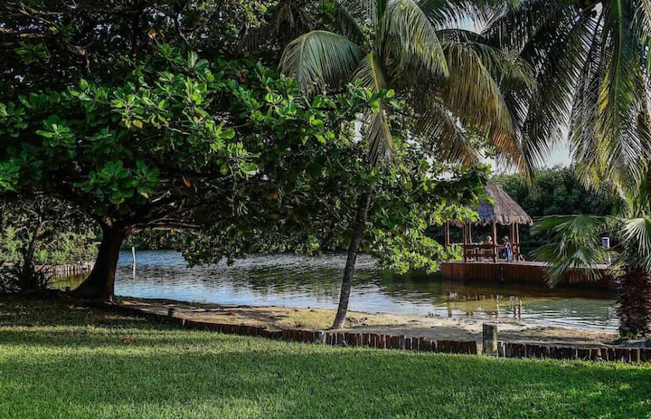 Hermosa Y Cómoda Villa ! Súper Precio Y Ubicación - Cancún