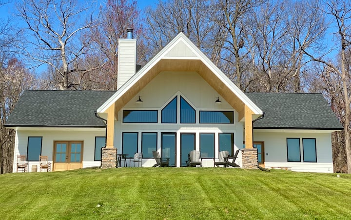 The Lodge at Barefoot Farms - Houses for Rent in Broadway, Virginia ...