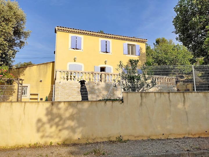 Maison 120m2 Terrain De 700m2 Clôturé - Cadarache