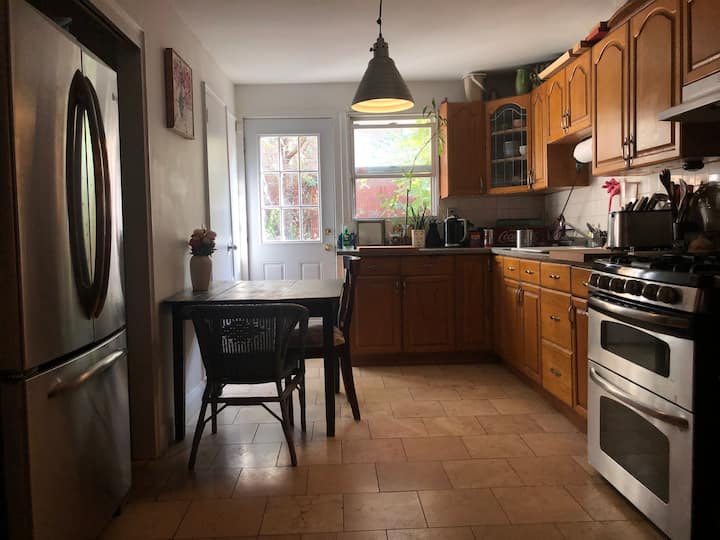 Williamsburg Townhouse W/ Garden By L Train - New York City