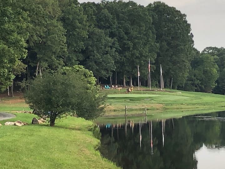 Private Lodge - Par 3 Golf, Fishing Pond, Swimming - Saxapahaw, NC