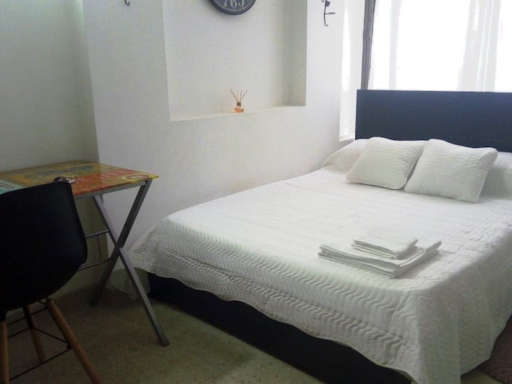 Apartaestudio Al Sur Barrio Limonar2 - Cali