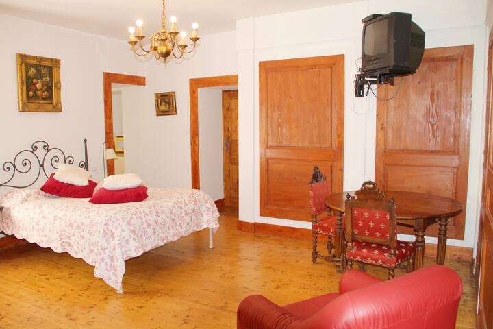 Chambre D'hôtes Eglantines - Champagnole