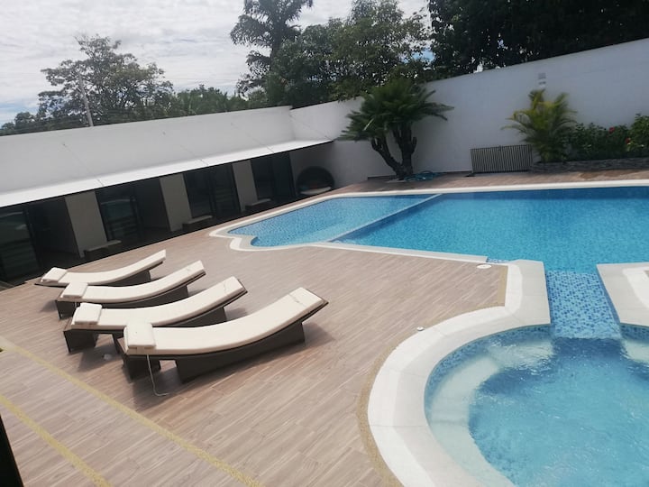 Carmen De Apicala....lujo Y Naturaleza - Carmen de Apicalá