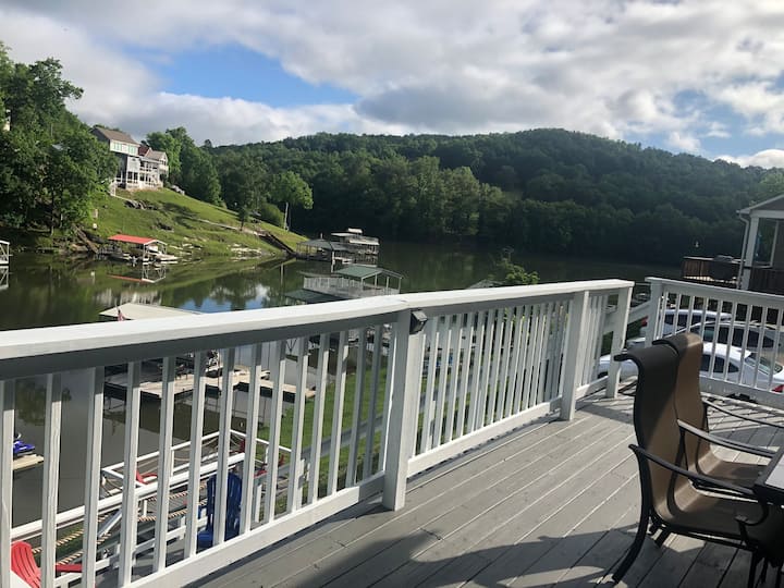 Norris Lakefront Getaway Near Beach Island - Norris Lake, TN