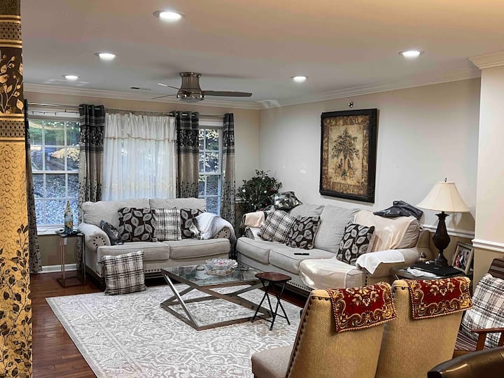 Fully Furnished 1 Bed/1 Bath - Morristown, NJ