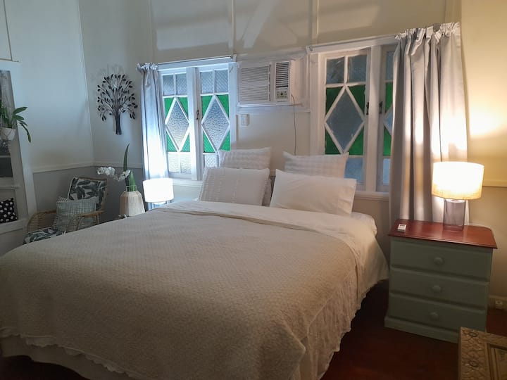 Gns Central Location Perfect For Work Crews. - Mackay