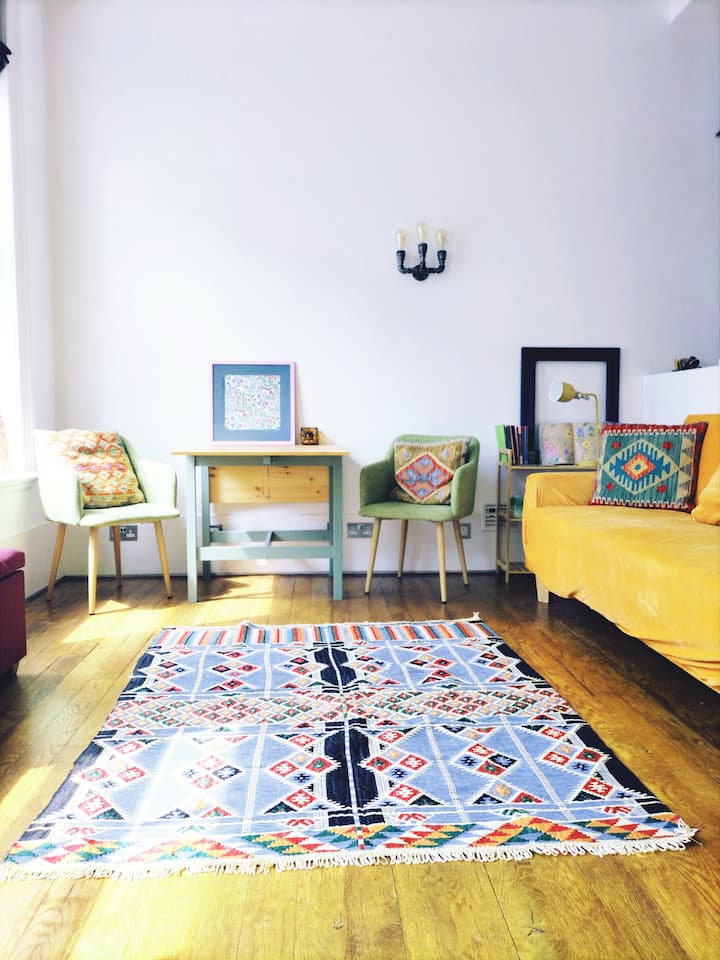 Kensington Charming Bright Apartment - London