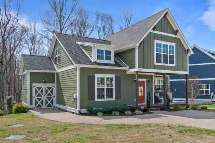 “Family Traditions” Cottage - 4-bed Lake Retreat - Tims Ford State Park, Winchester