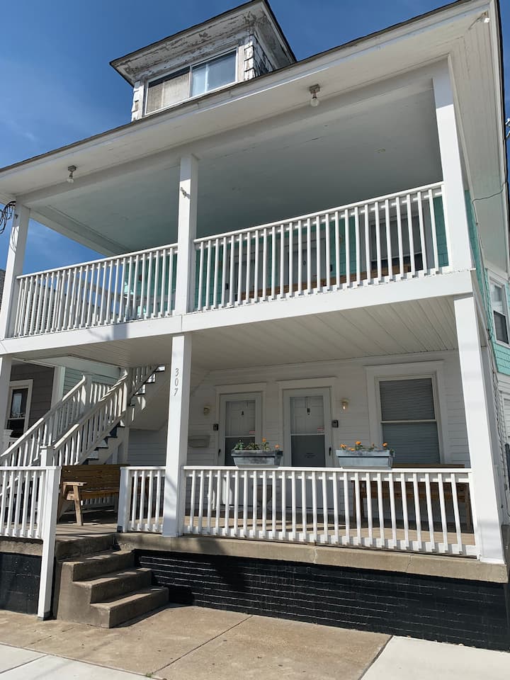 Apt C Great Location 2 Bedroom Apt,a/c, Wifi - Avalon, NJ