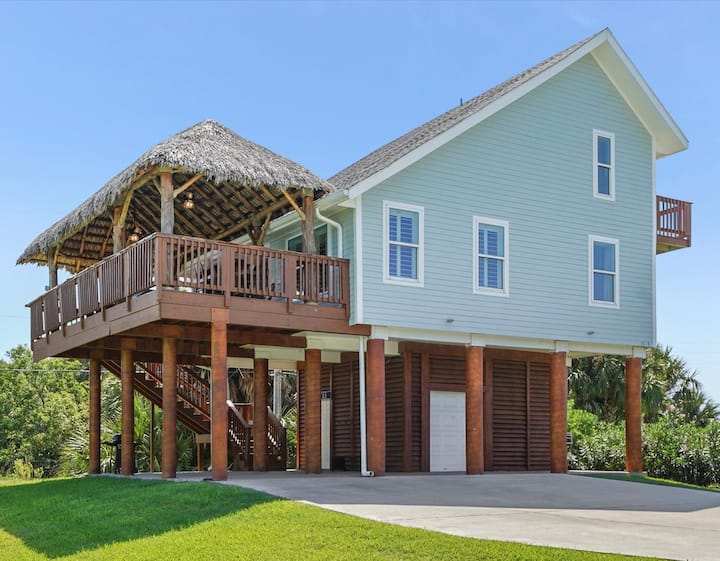 1/2 Mile To Beach, Hot Tub & Palapa Deck, Spacious - Galveston, TX