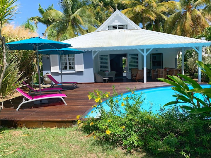 Charmante Villa Avec Piscine Proche De La Mer - Guadeloupe