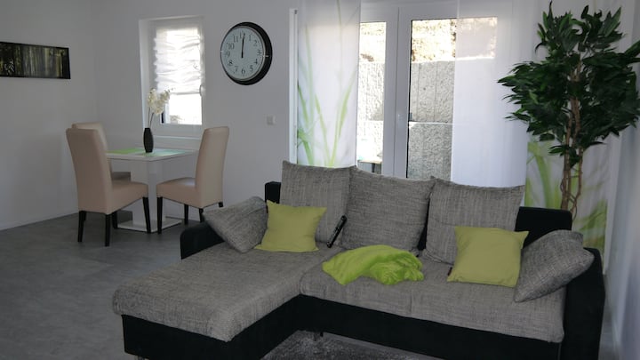 Schöne, Hochwertige Einliegerwohnung - Lörrach