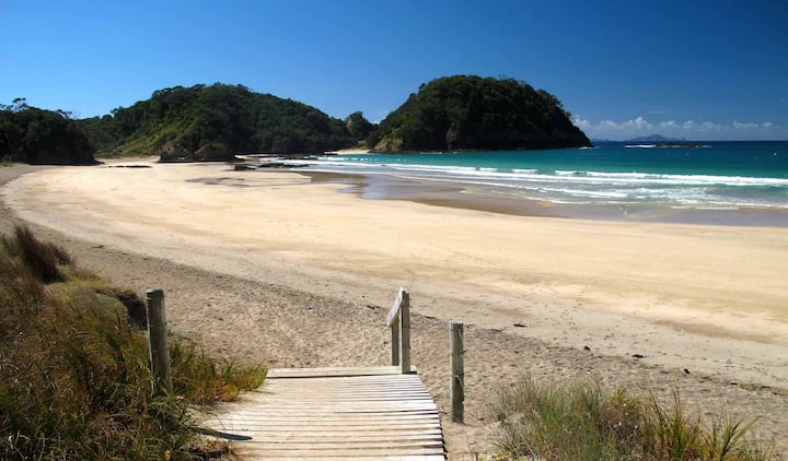 Matapouri Palms Beach House - Tutukaka