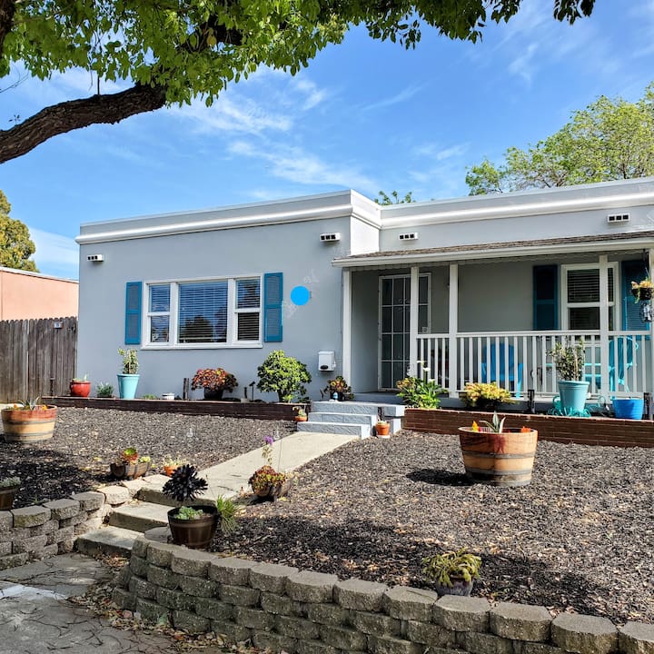 Easy Access To Wine Country & "The City" - Benicia, CA