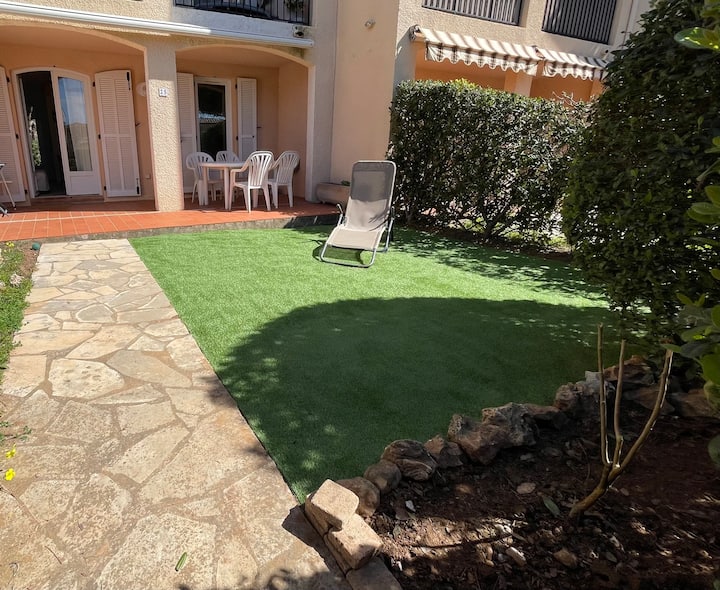 T2 Jardin Proche Port Et Plages - La Londe-les-Maures