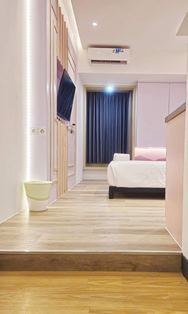 Pinky Rose At Pakuwon Mall - Surabaya