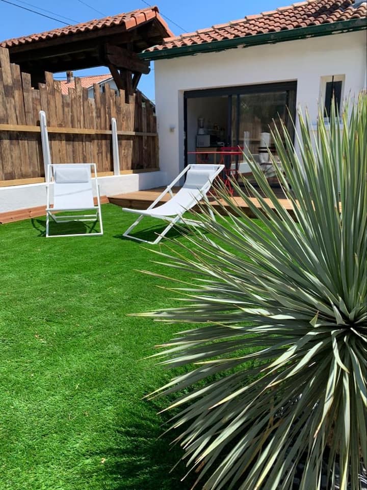 Anglet Studio Quartier Prisé Avec Jardinet - Biarritz