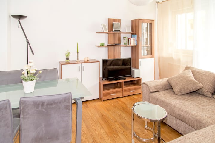 Exclusive Apartment: Quiet, Close To Univ./parking - Eppelheim