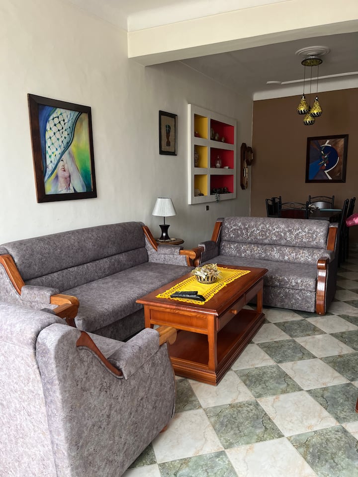 Belle Et Grande Maison Au Centre De Tetouan - Tetuán