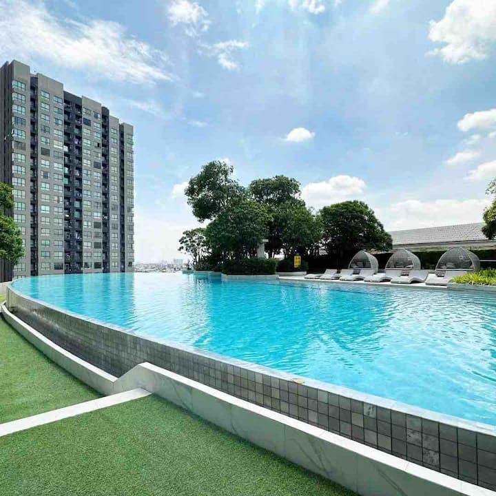 Luxury 2bedroom Free Skypool&fitness@bts Udomsuk - Thailand