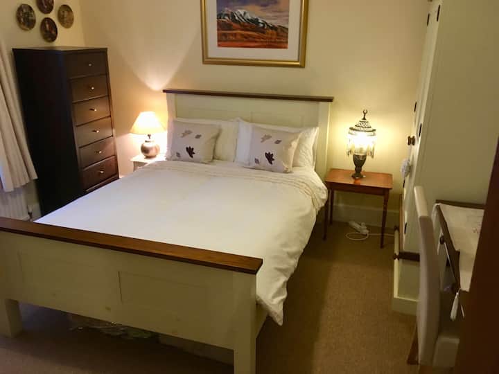 Bedroom Suite - Fareham