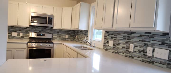 Modern Gem, Close To Downtown Valpo And Vu - Valparaiso, IN