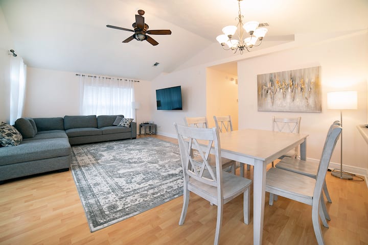 New! Clean And Cozy House Close To Everything - Tallahassee, FL