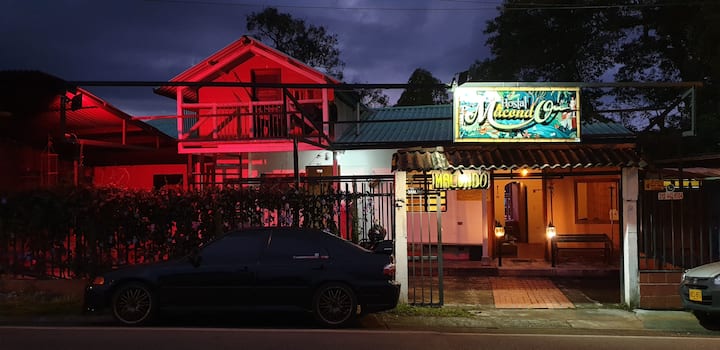 Hostal Macondo - Tu Hogar En La Puerta Del Cafe - Manizales